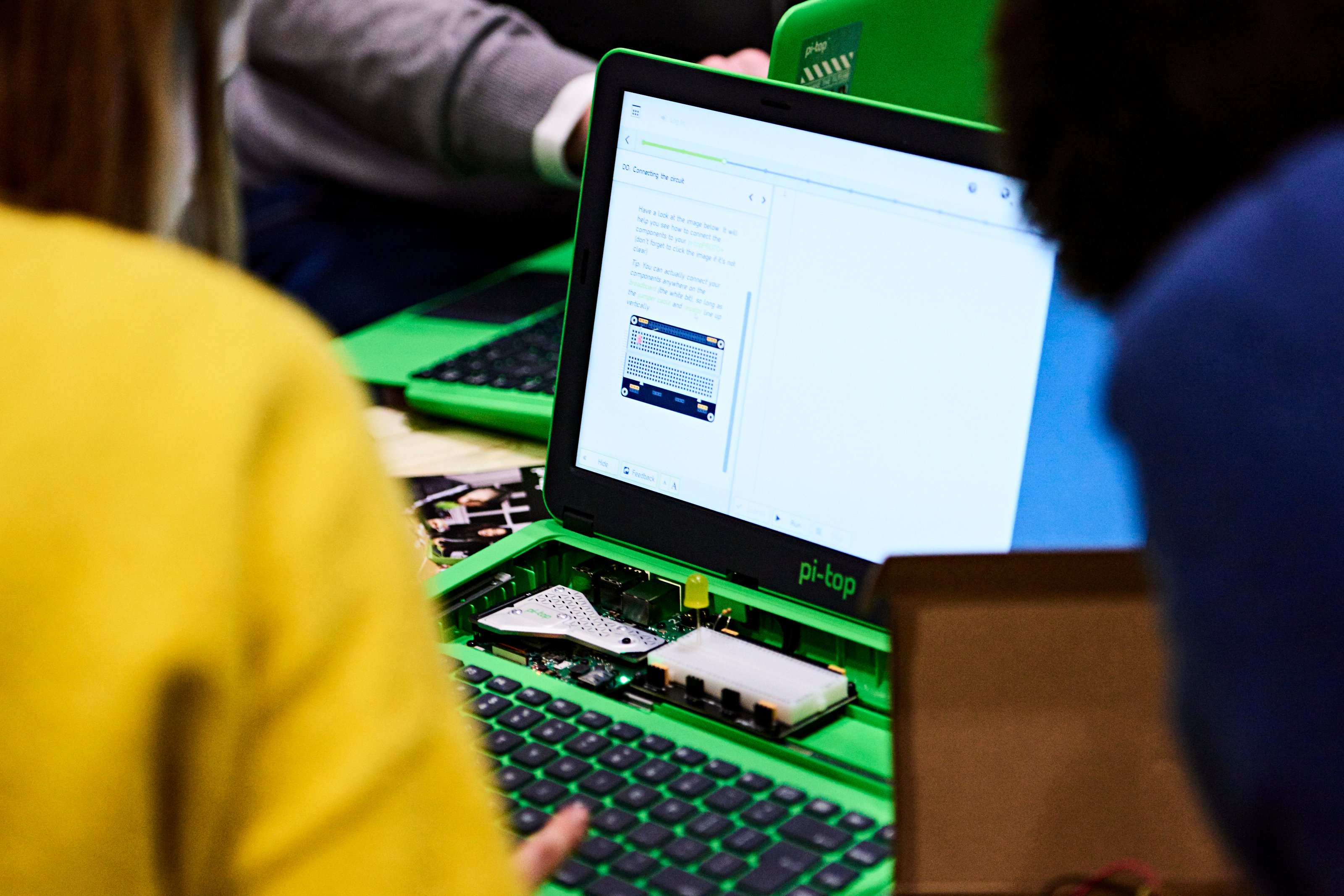 Moonhack 2018: get kids coding