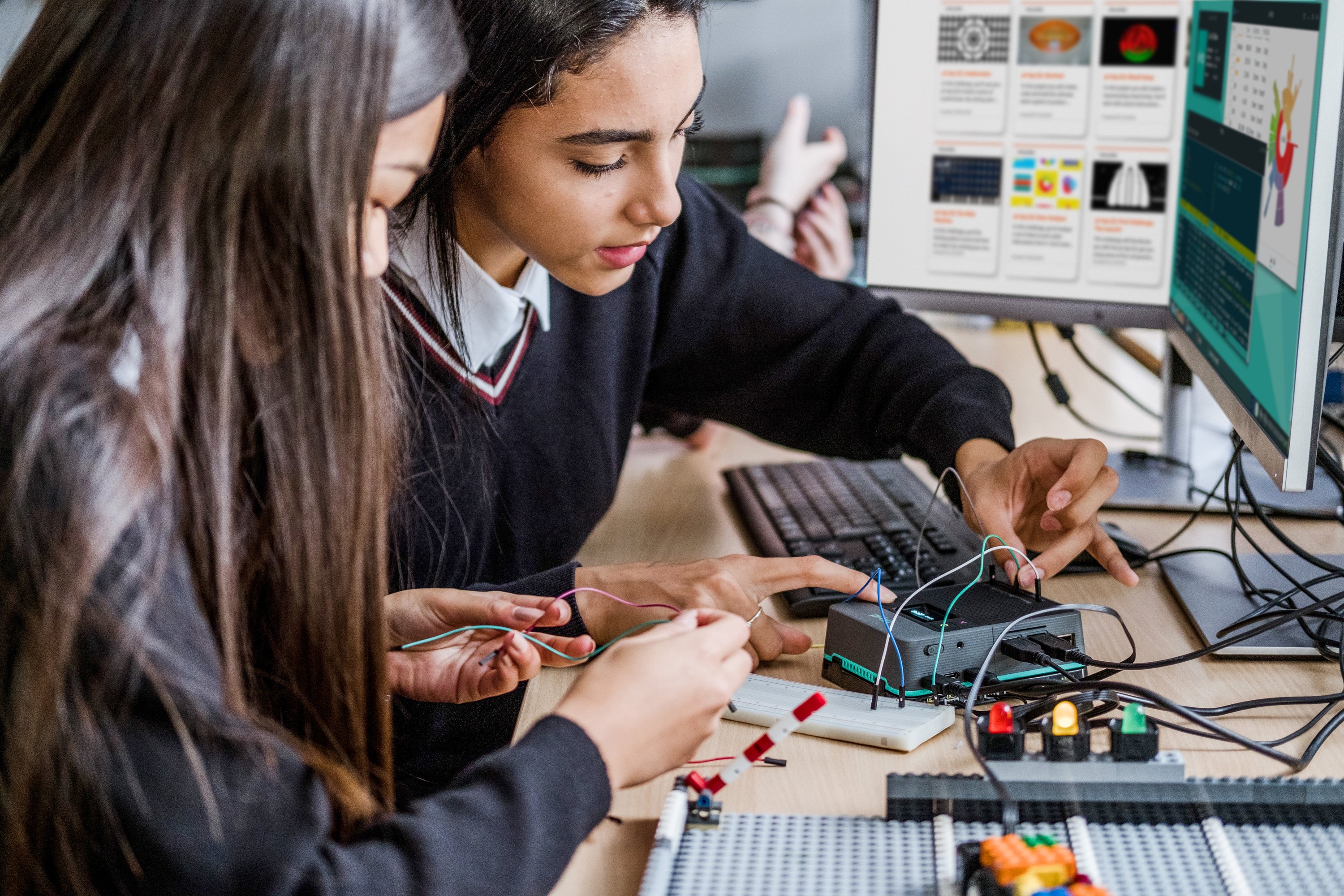4 Examples of Technology Integration in the Core Classroom